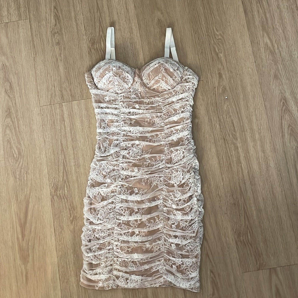 Hera Collection White Lace Dress - Gem